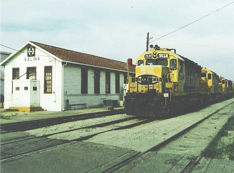 ATSF GP 35U 2829